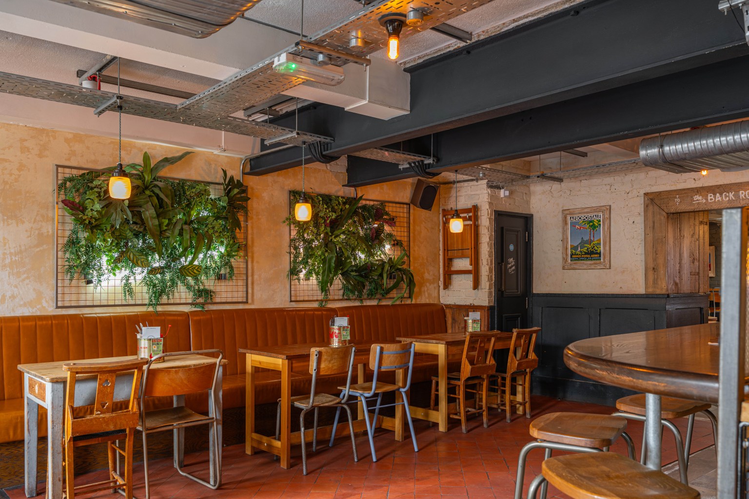 SPACES FOR HIRE - Dodo Pub Co.